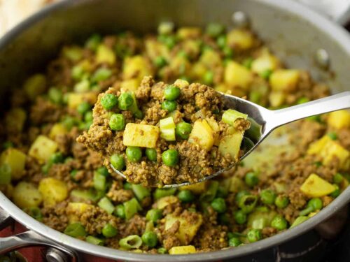 Curried Ground Beef with Peas and Potatoes – Domajax