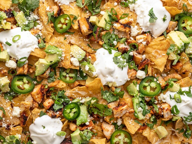 Cheesy Chicken Nachos (Game Day Must-Have!) - Budget Bytes