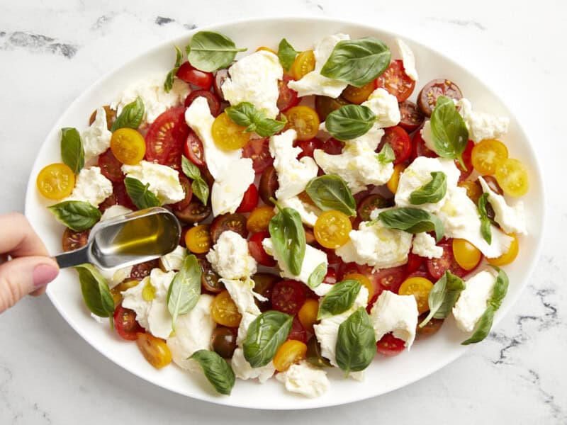 Easy and Flavorful Caprese Salad - Budget Bytes